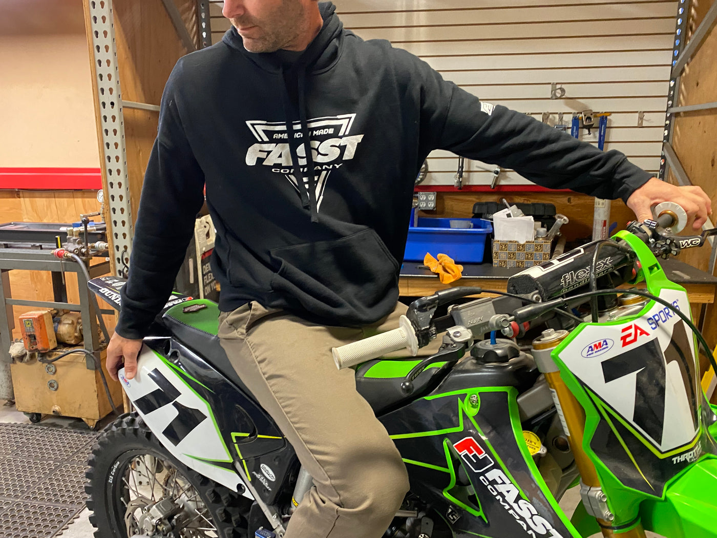 Fasst Company, Flexx Handlebars, American Made Motorcycle parts.